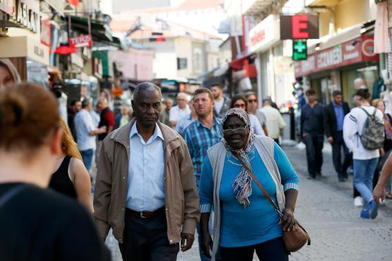 Afro Türkler Ege'ye renk katıyor