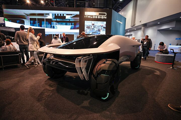 Geleceğin otomobilleri sergilendi! Arabalar gelecekte nasıl olacak ...