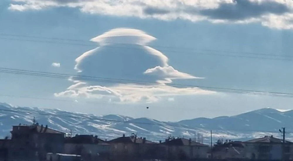 Mercek bulutu nedir, neden olur? Mercek bulutu depremle bağdaştırıldı