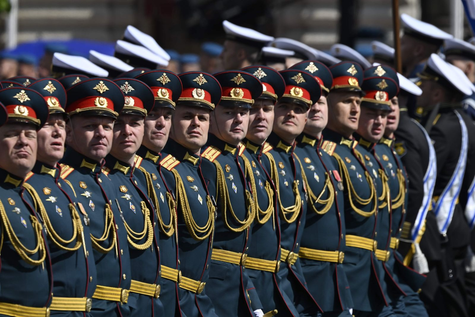 Rusya Zafer Günü’nü kutluyor! İşte Kızıl Meydan'dan görüntüler...