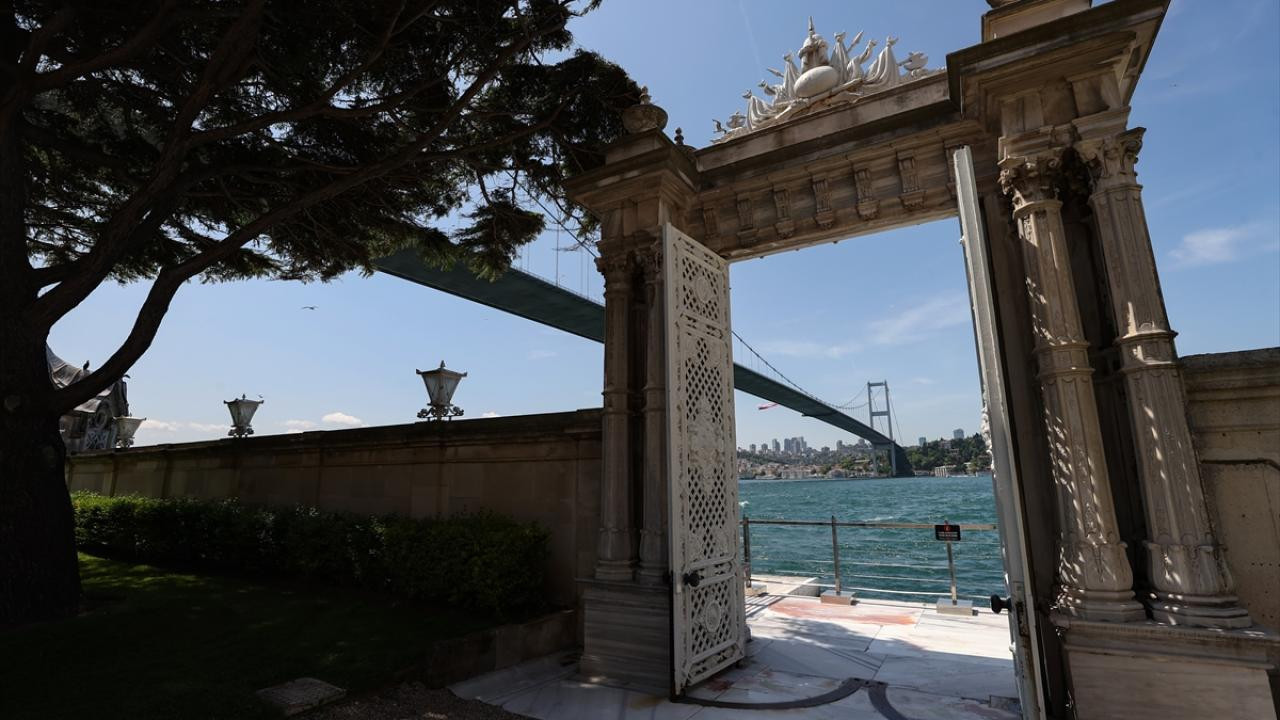 İstanbul Boğazı'nın incisi: Beylerbeyi sarayı. Beylerbeyi sarayı ne ...