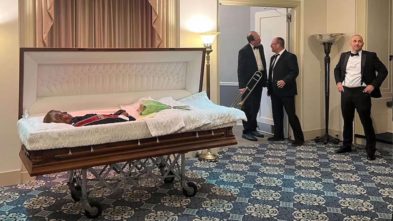 128 yıllık mumya sonunda defnediliyor